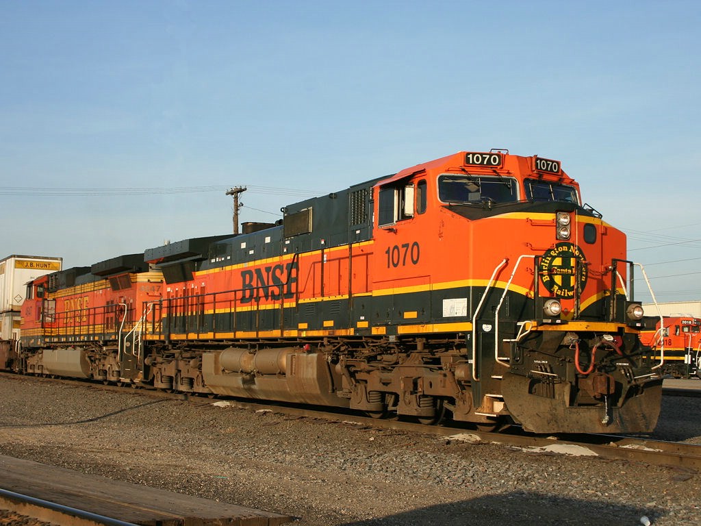 BNSF 1070
